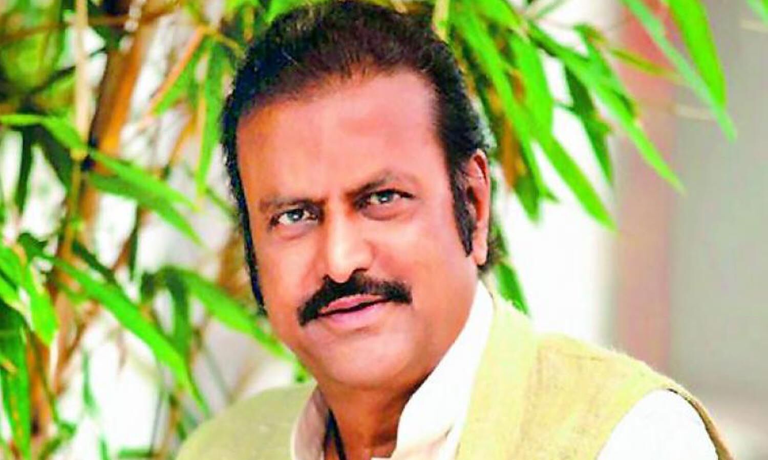 విజయవాడలో మోహన్ బాబు | cine actor mohan babu has reached vijayawada ...