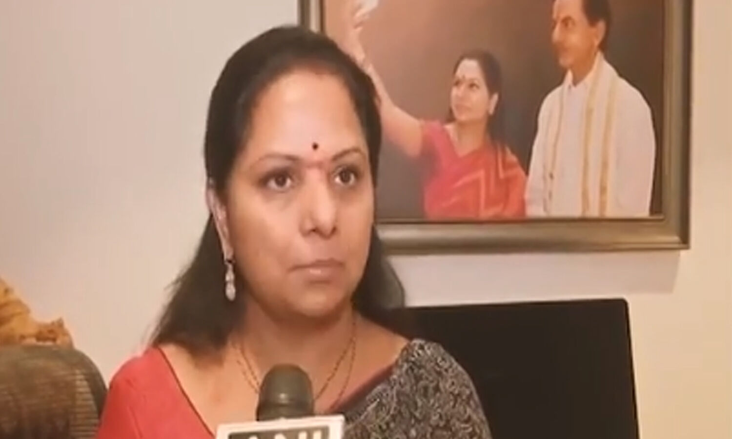 కేంద్రం వైఖరిపై కవిత ఫైర్ | mlc kalvakuntla kavitha severely criticized ...