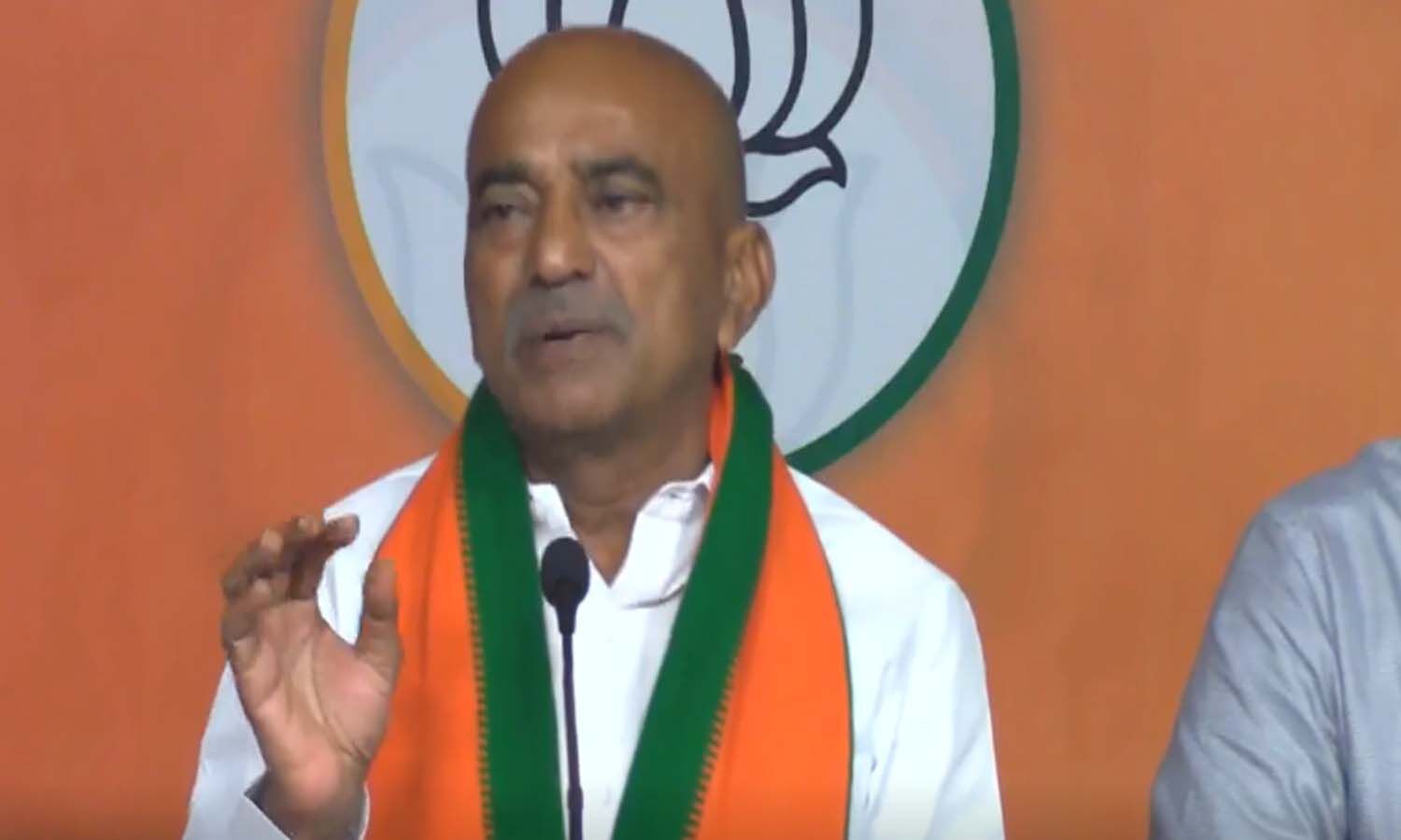 సభ నుంచి బయటకు పంపాలన్న కుట్ర | bjp mla etala rajender said that ...