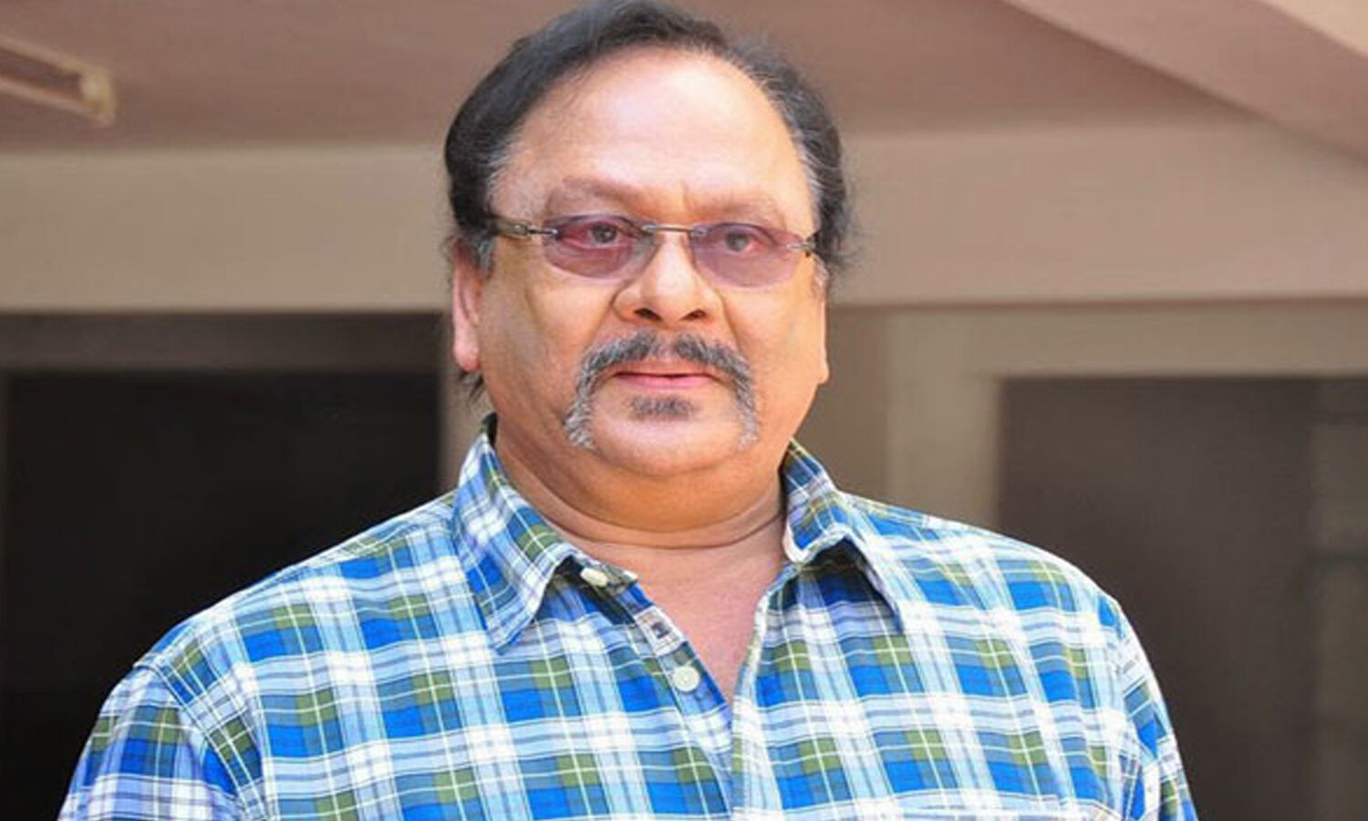 కృష్ణంరాజు సినీ ప్రస్థానం.. అరంగేట్రం, అవార్డులు, పాపులర్ డైలాగ్స్ | Rebel star krishnam raju ...