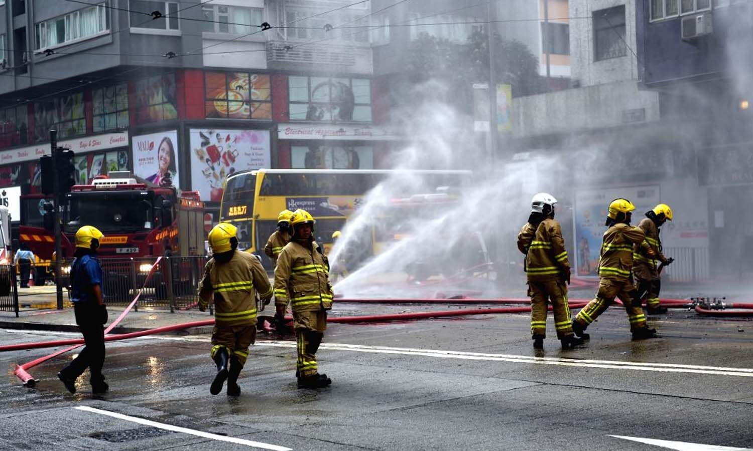 ఫైర్ యాక్సిడెంట్.. పది మంది మృతి | there was a huge fire accident in ...