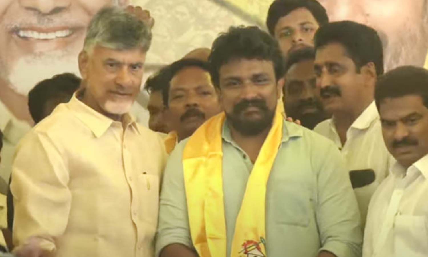 టీడీపీలోకి మహాసేన రాజేశ్ | mahasena rajesh has joined the tdp. he joined the party in the ...