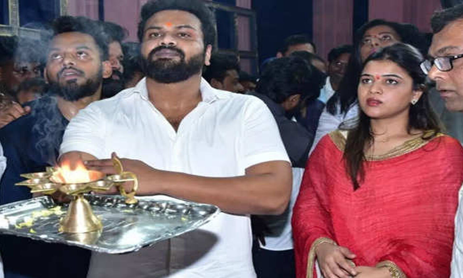 మార్చి 3న మంచు మనోజ్ పెళ్లి.. వ్యాపిస్తున్న పుకార్లు ! | Manchu Manoj ...