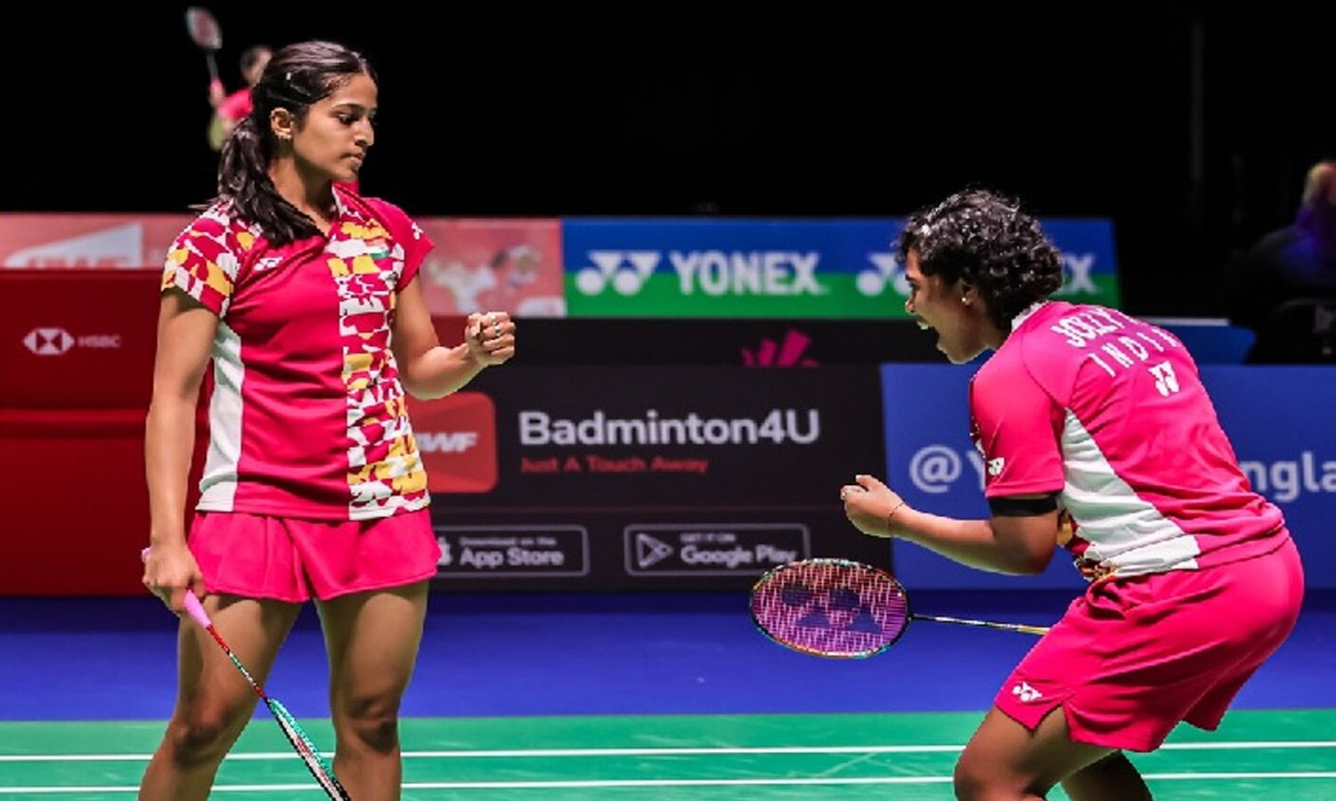 బ్యాడ్మింటన్ గురు పుల్లెల గోపీచంద్ కూతురు సంచలనం | Treesa Jolly and ...