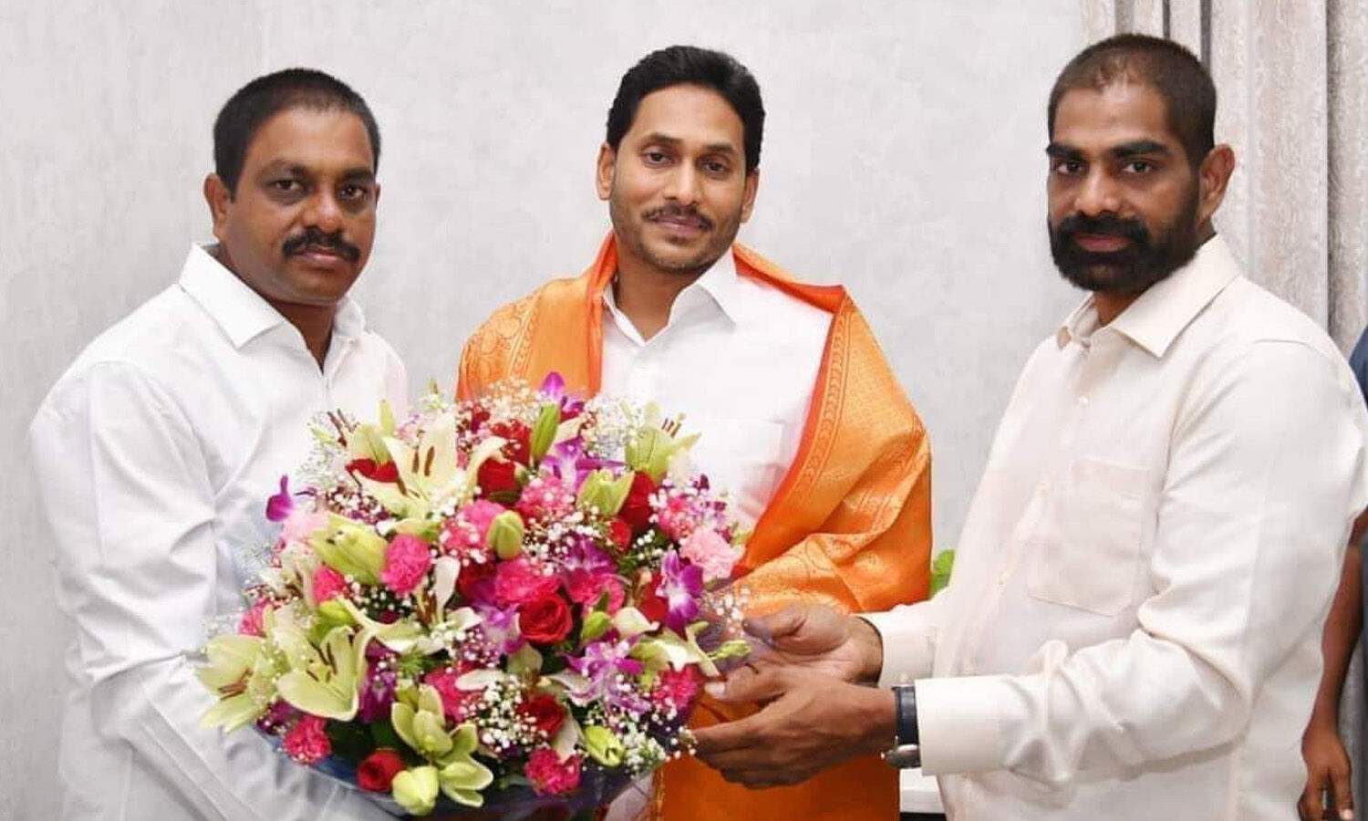 మాజీ ఎమ్మెల్యే కొడుకుకు కీలక పదవి | chief minister ys jagan has ...