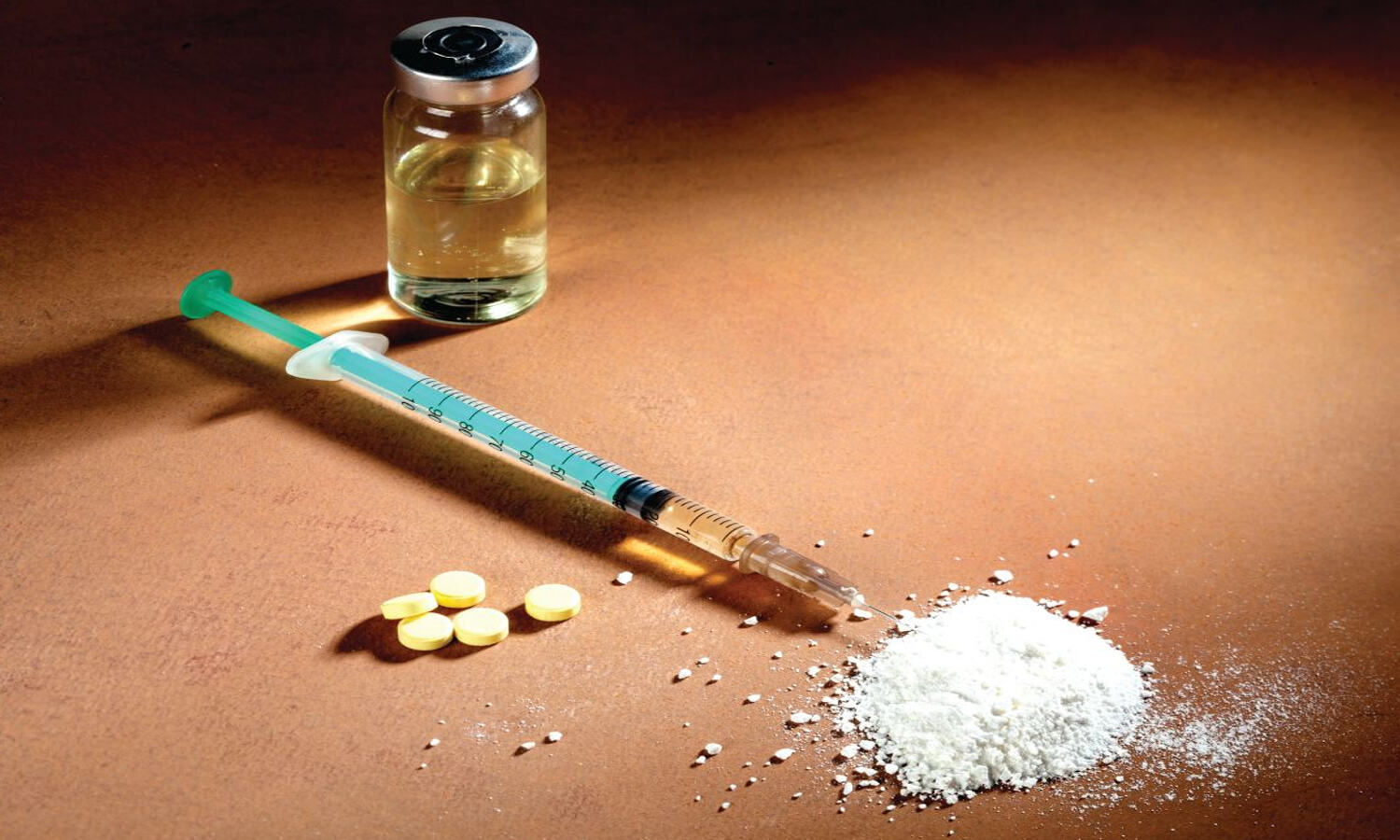 విశాఖలో మత్తు ఇంజక్షన్ల కలకలం.. ఏడువేల ఇంజక్షన్లు సీజ్ | vizag police ...