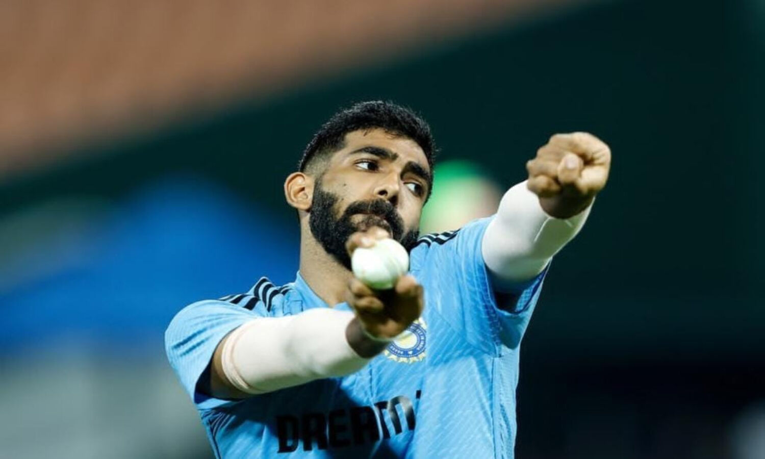 ఏమి జరుగుతోంది.. భారత్ కు వచ్చేసిన బుమ్రా | Asia Cup 2023 Jasprit Bumrah returns home for birth ...