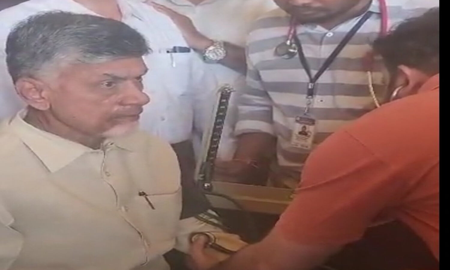 కార్యకర్తలు సంయమనం పాటించాలి: చంద్రబాబు నాయుడు | chandrababu naidu ...