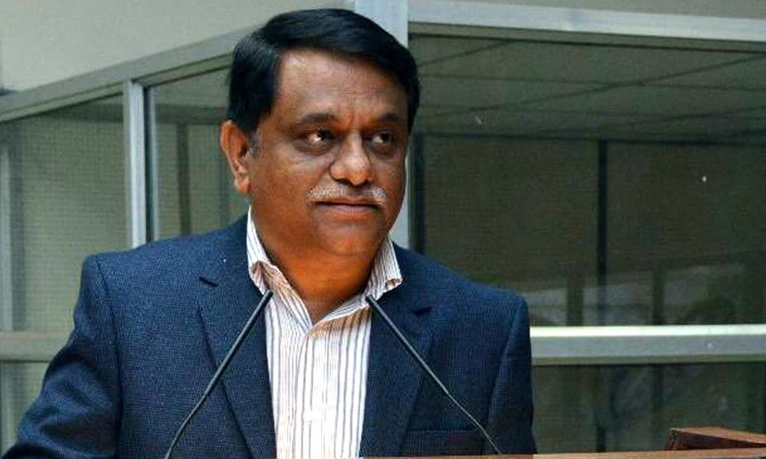 Telangana : అరవింద్ కుమార్‌‌ను అక్కడికే ఎందుకు బదిలీ చేశారో తెలుసా ...