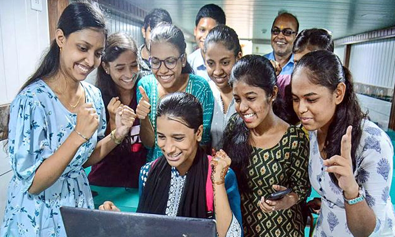 Breaking : ఇంటర్ పరీక్ష ఫలితాలు విడుదల | inter exam results released in ...