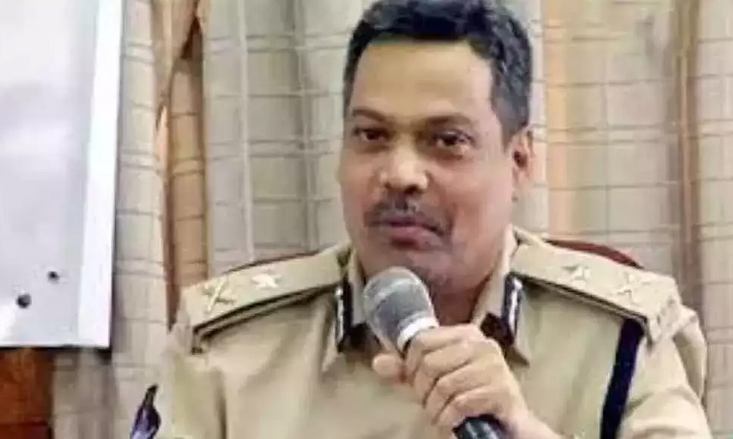 Andhra Pradesh : ఏపీ డీజీపీగా ఆయనేనట.. ఆయన పేరు కన్ఫర్మ్ అయ్యే అవకాశం ...