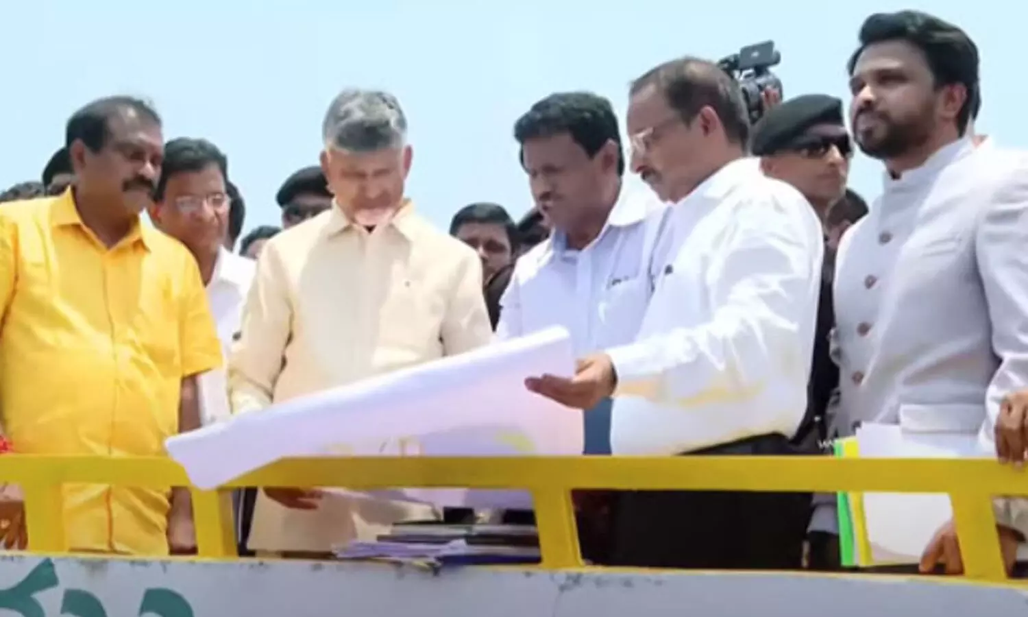 Chandrababu : పోలవరం ప్రాజెక్టు వద్ద చంద్రబాబు | andhra pradesh chief minister chandrababu naidu ...